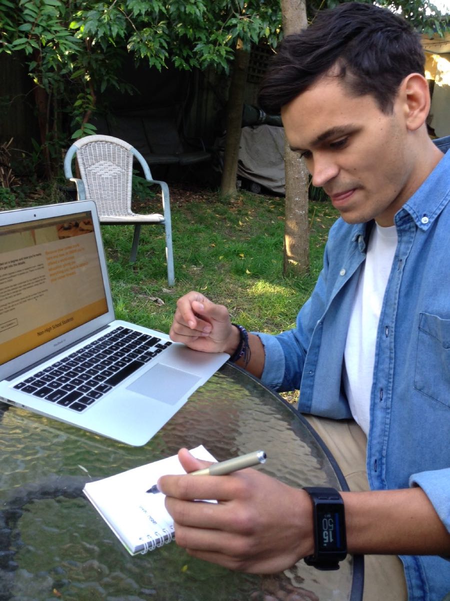 Online Learning, Digital Isolation and COVID-19 - Reading Writing Hotline